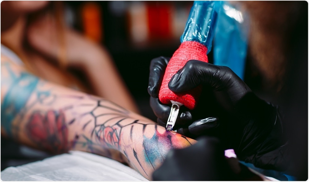 Study confirms tattoo nanoparticles migrate around the body